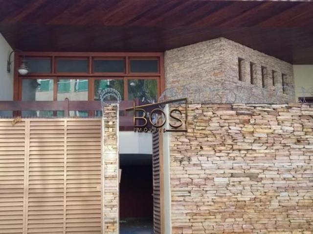 Casa com 4 quartos à venda em Sete Lagoas, no bairro Santa Helena