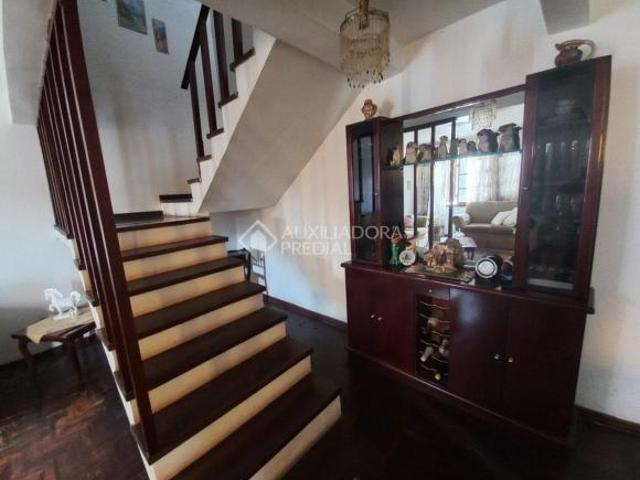 Casa com 4 quartos a venda na Vila Nova