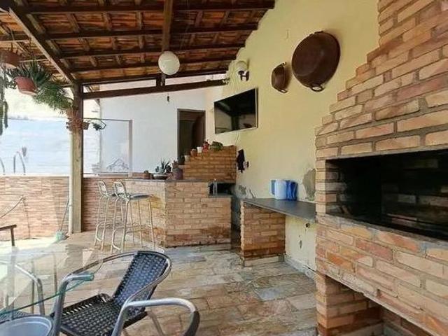 Casa com 4 quartos à venda na com habite se á venda no Caiçara