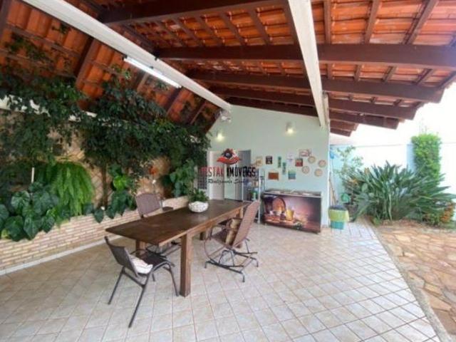 Casa com 4 quartos à venda no Bairro Centro Uberlândia/MG