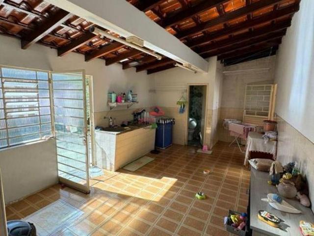 Casa com 4 quartos à venda no Bairro Custódio Pereira Uberlândia/MG