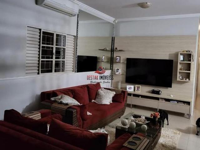 Casa com 4 quartos à venda no Bairro Alto Umuarama Uberlândia/MG