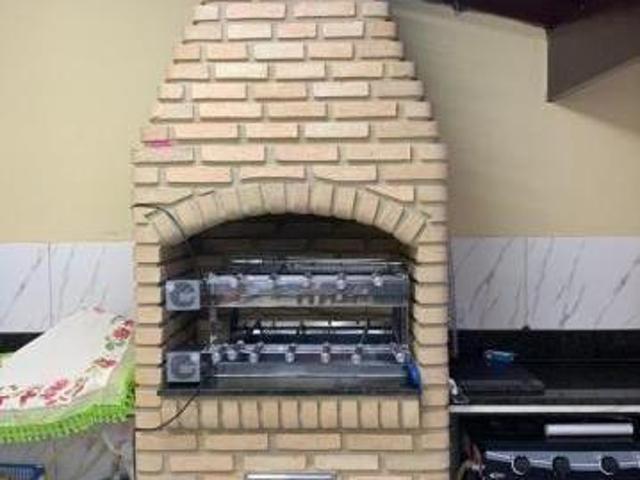 Casa com 4 quartos à venda no Bairro Jardim Europa Uberlândia/MG