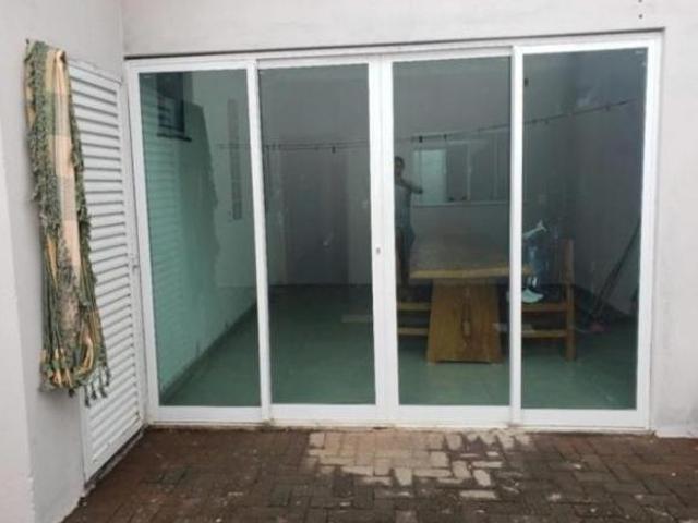 Casa com 4 quartos à venda no Bairro Jardim Holanda Uberlândia/MG