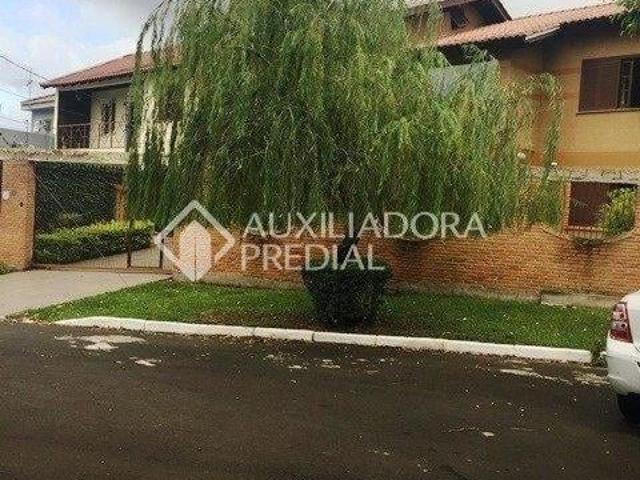 Casa com 4 Quartos à Venda no bairro São José com 262m²