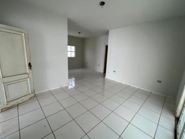 Casa com 4 quartos à venda no Bairro Santa Luzia Uberlândia/MG