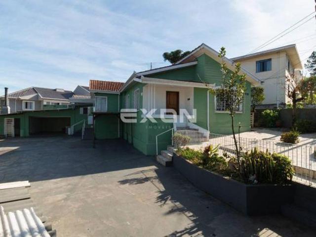 Casa residencial ou comercial com 4 quartos sendo 1 suíte à venda no Boa Vista