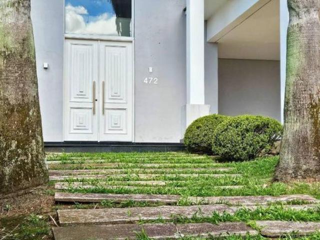Casa com 4 quartos, 432 m²