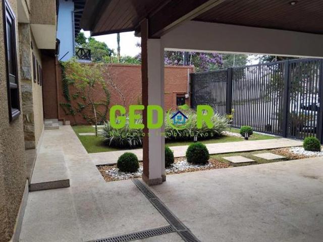 Casa com 4 quartos, Bolsao Interlagos, São Paulo R$ 3.8 mi, Cod: 4979