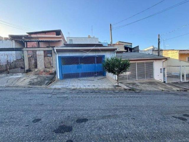 CASA COM 4 QUARTOS BAIRRO SÃO GUILHERME