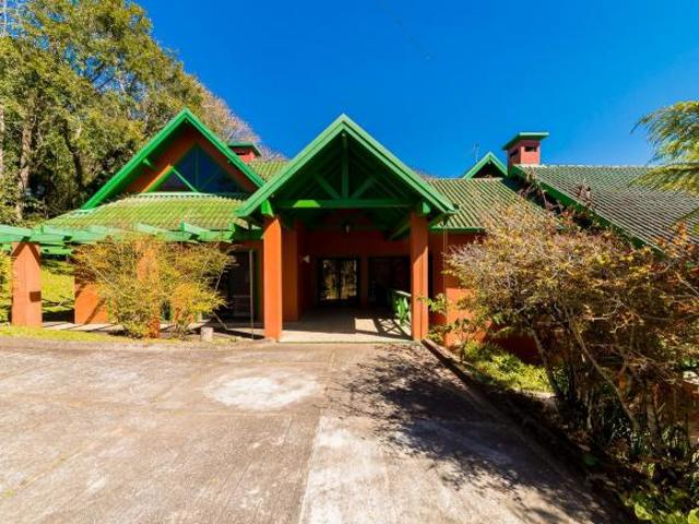 CASA COM 4 QUARTOS DE, 800 m² NA ESTARADA DA RIBEIRA COLOMBO PR