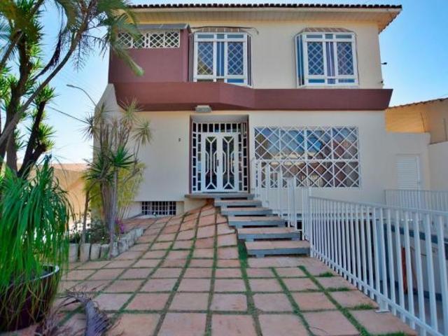 Casa com 4 quartos e 400 m² à venda em Velho