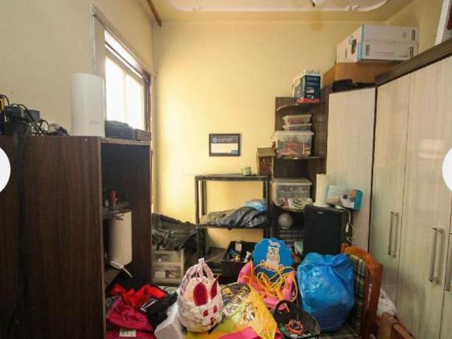 CASA COM 4 QUARTOS E 400M² A VENDA GLORIA
