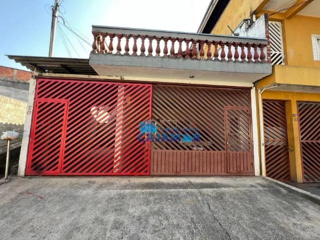 Casa com 4 Quartos e 4 banheiros à Venda, 145 m² por R$ 370.000