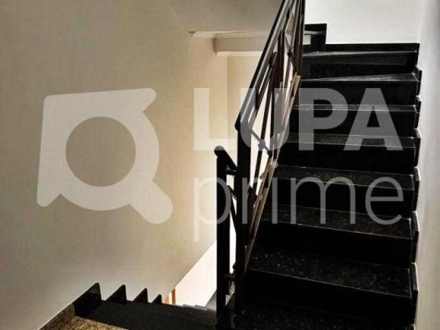 CASA COM 4 QUARTOS E 4 VAGAS DE GARAGEM À VENDA EM GUARULHOS