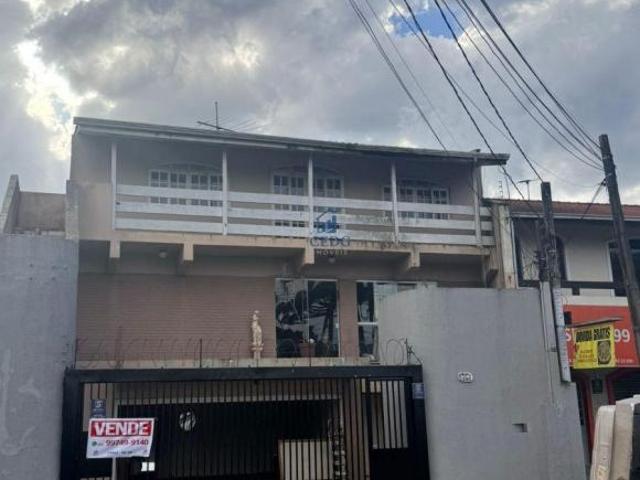 Casa com 4 quartos e 4 vagas em Vista Alegre, 500 m² à venda