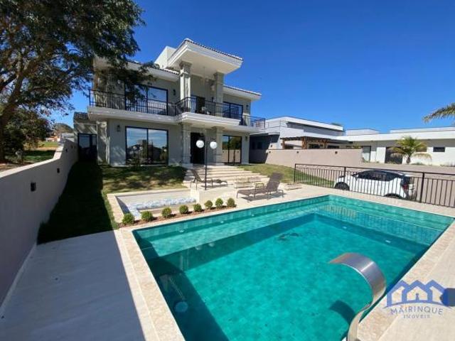 Casa com 4 Quartos e 5 banheiros à Venda, 450 m² por R$ 2.500.000 Cód. ch2382