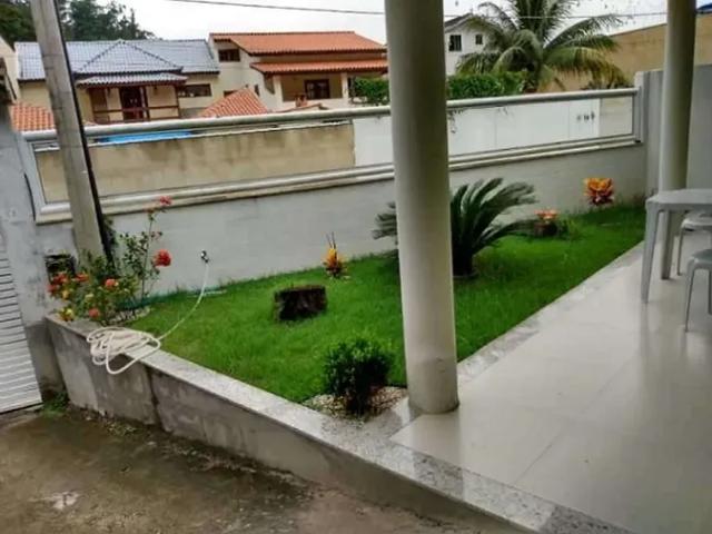 Casa com 4 Quartos e 5 banheiros à Venda, 400 m² por R$ 880.000