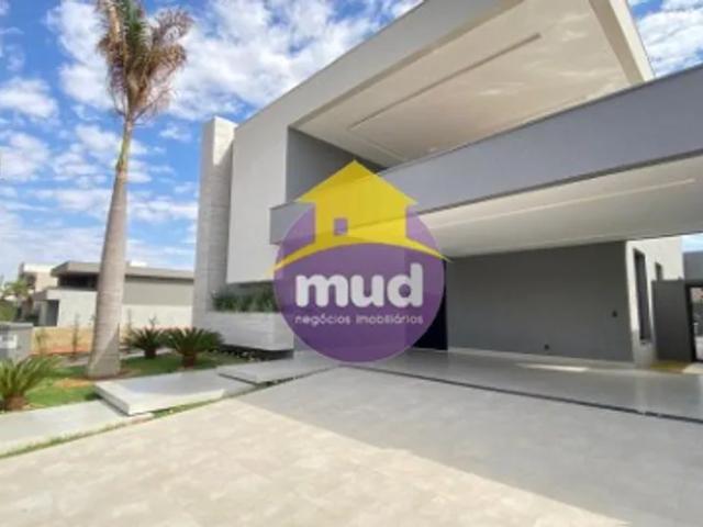 Casa com 4 Quartos e 6 banheiros à Venda, 310 m² por R$ 2.650.000