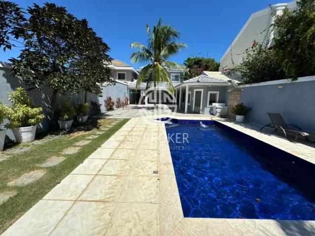 Casa com 4 Quartos e 6 banheiros à Venda, 478 m² por R$ 3.000.000