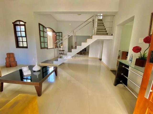 Casa com 4 quartos e 6 banheiros, Santa Amélia