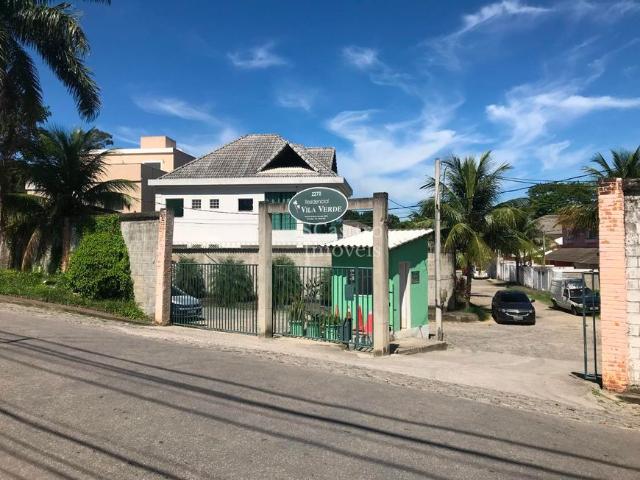 Casa com 4 Quartos e 7 banheiros à Venda, 240 m² por R$ 450.000