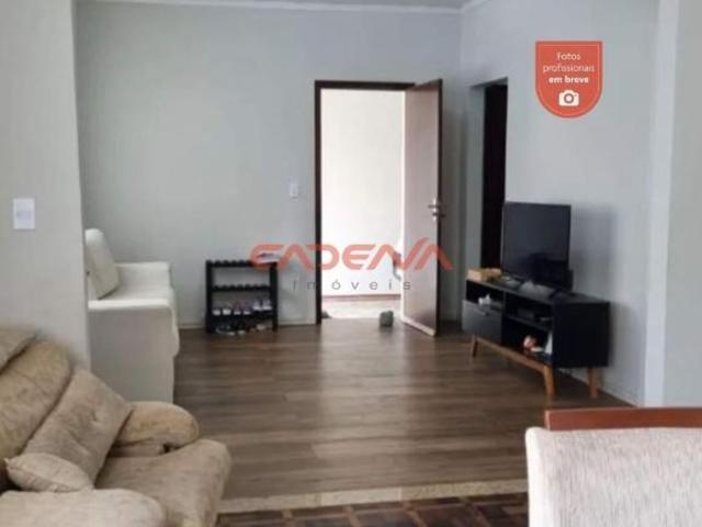 Casa com 4 quartos e 7 vagas à venda no Jardim Botânico