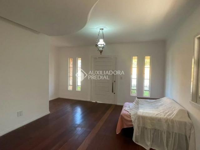 Casa com 4 quartos e 180m² para alugar em Natal, Gravataí