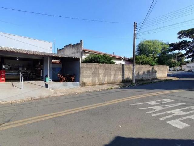 Casa com 4 quartos e 183 m² de construção com Ponto comercial a venda no Bairro JD. Bicentenario em