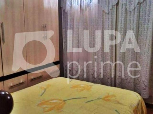 CASA COM 4 QUARTOS E 1 VAGA DE GARAGEM À VENDA NA VILA MARIA ALTA