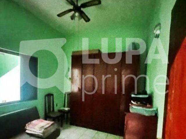 CASA COM 4 QUARTOS E 1 VAGA DE GARAGEM À VENDA NO IMIRIM
