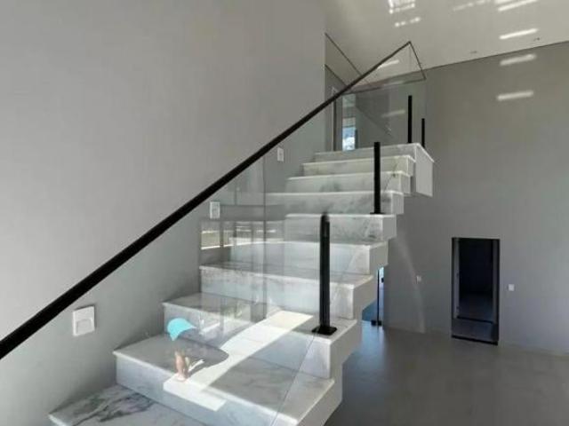 Casa com 4 quartos e 255 m² a venda no Cond. Toscana Vespasiano