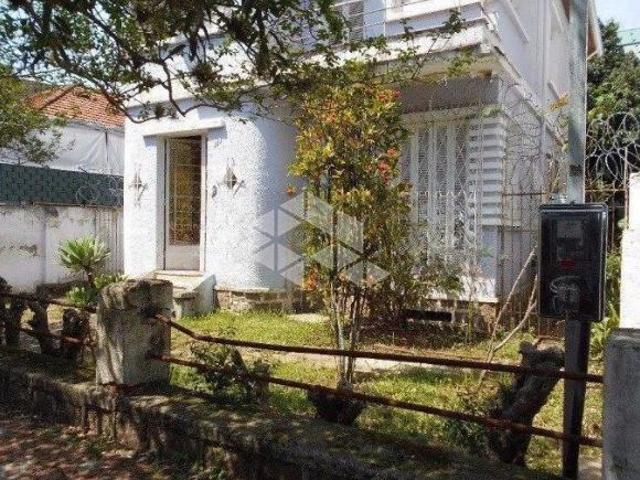 Casa com 4 quartos e 260m² à venda em Menino Deus