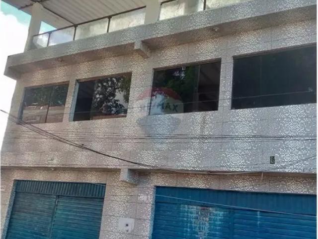 Casa com 4 Quartos e 2 banheiros à Venda, 15040 m² por R$ 170.000