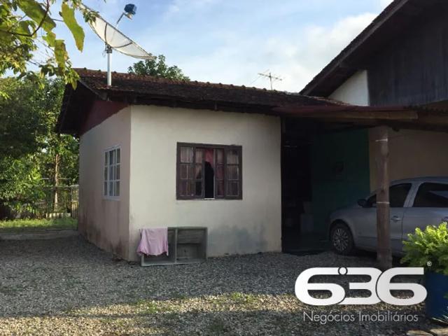 Casa com 4 Quartos e 2 banheiros à Venda, 200 m² por R$ 280.000
