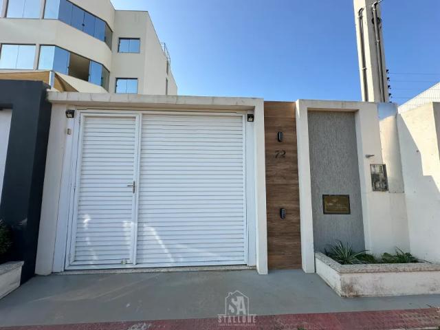 Casa com 4 Quartos e 2 banheiros à Venda, 72 m² por R$ 360.000