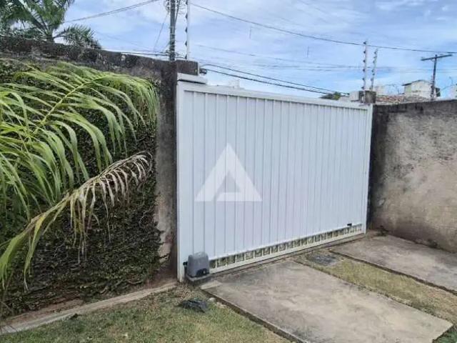 Casa com 4 quartos e 2 suítes, 230,00 m² para alugar por R$ 7.500,00 Itaigara, Salvador/BA