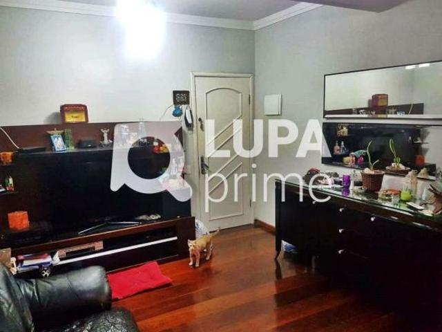 CASA COM 4 QUARTOS E 2 VAGAS DE GARAGEM À VENDA EM GUARULHOS