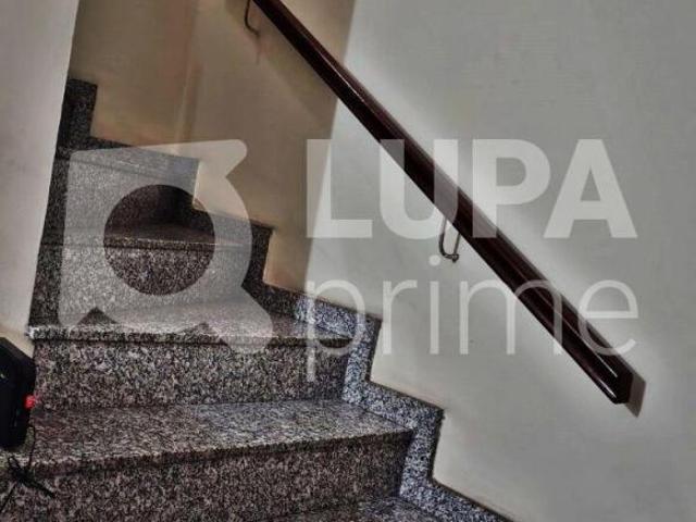 CASA COM 4 QUARTOS E 2 VAGAS DE GARAGEM À VENDA NA VILA GUILHERME