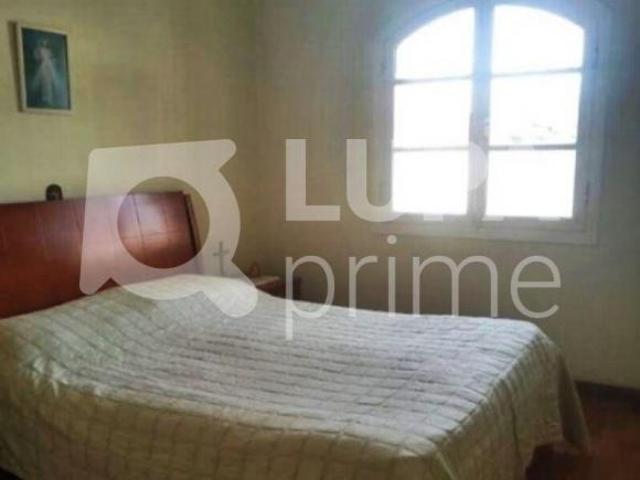 CASA COM 4 QUARTOS E 2 VAGAS DE GARAGEM À VENDA NO TREMEMBÉ