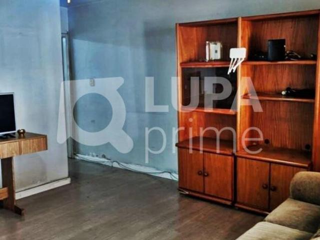 CASA COM 4 QUARTOS E 2 VAGAS DE GARAGEM À VENDA NO LAUZANE PAULISTA