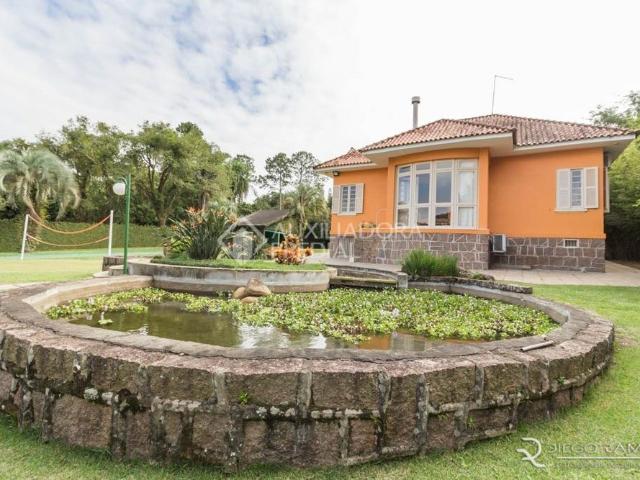 Casa com 4 quartos e 309m² para alugar em Ponta Grossa, Porto Alegre