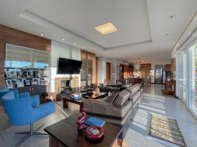 Casa com 4 quartos e 339m² à venda em Santa Tereza, Porto Alegre