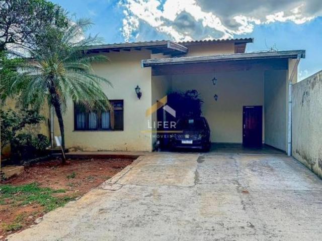 Casa com 4 Quartos e 3 Salas – Conforto e Espaço para Sua Família