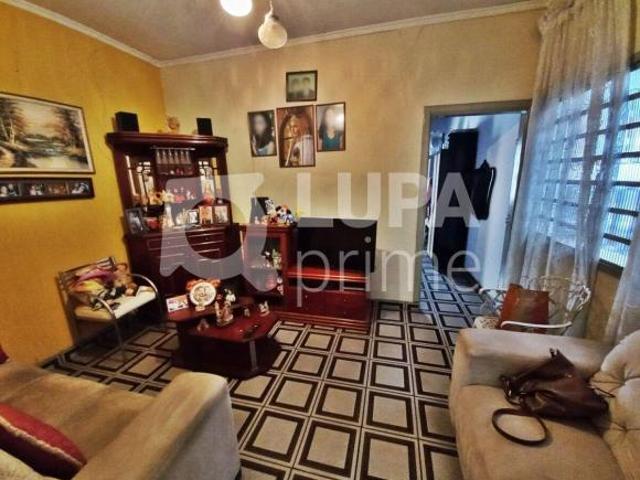 CASA COM 4 QUARTOS E 3 VAGAS DE GARAGEM À VENDA NA VILA GUILHERME