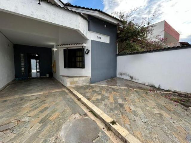 Casa com 4 quartos e área gourmet em Peruíbe
