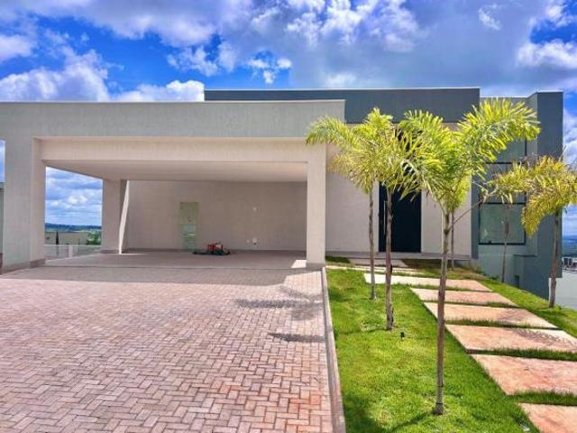 Casa com 4 quartos em condomínio no Mirante do Fidalgo, 1063 m² à venda