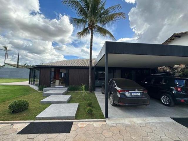 Casa com 4 quartos em Arniqueiras, 1230 m² de terreno à venda