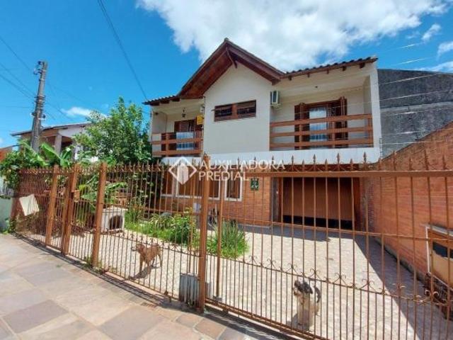 Casa com 4 quartos no bairro Nonoai