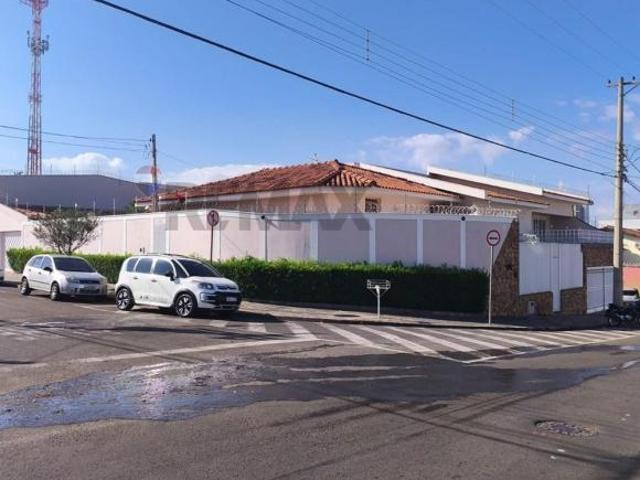 Casa com 4 Quartos no Jardim Barão em Franca SP